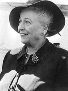 Pearl S. Buck, Prolific Author of The Good Earth | LiteraryLadiesGuide
