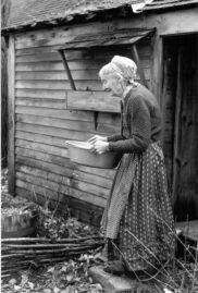Tasha Tudor and Her Beloved Corgis: “How could you resist a Corgi?”