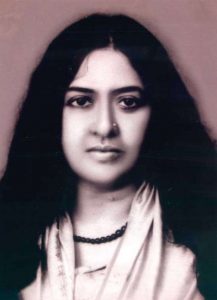 10 Classic Indian Women Poets, from Akka Mahadevi to Meena Alexander